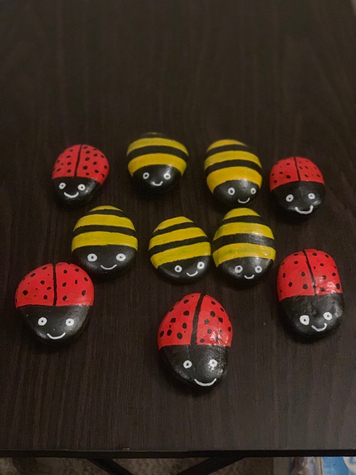 Lady Bug and Bee Tic Tac Toe Stones or Garden Stones - Etsy