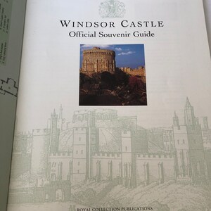Windsor Castle Pictorial Souvenir Guide Book - Etsy
