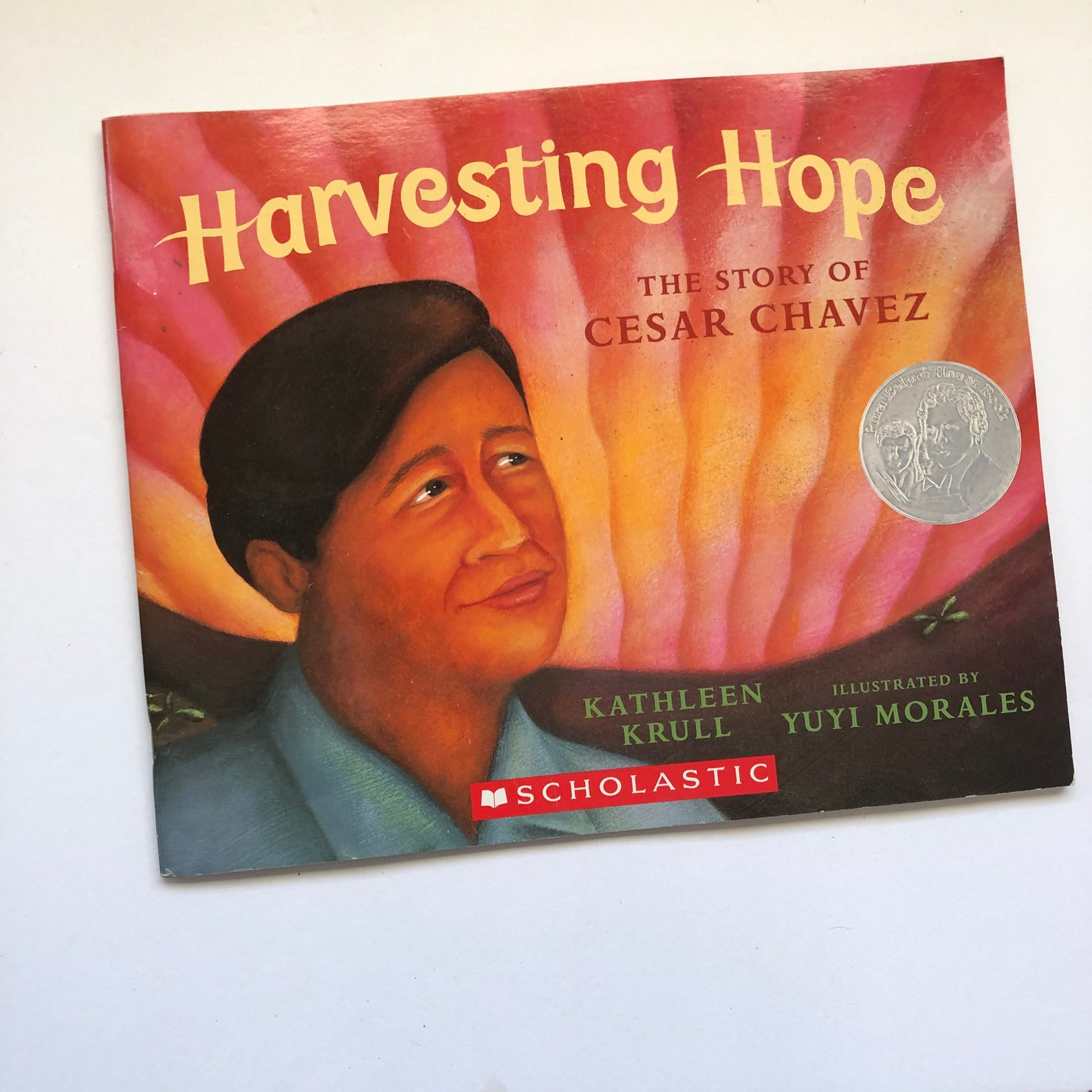 Harvesting Hope the Story of Cesar Chavez by Kathleen Krull Childrens ...