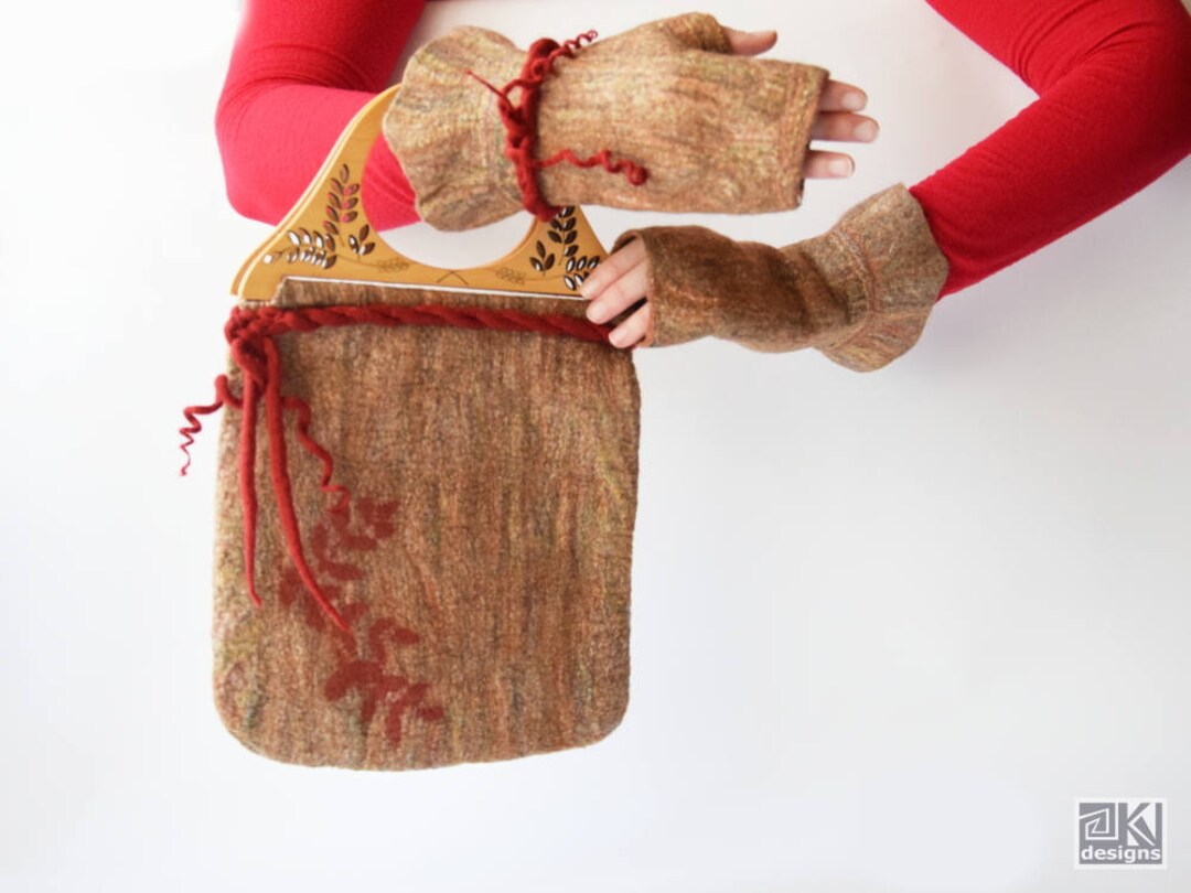 Beige and Red, Small Felted Bag, Chic Felted Purse, Cinnamon Bag, Wet ...