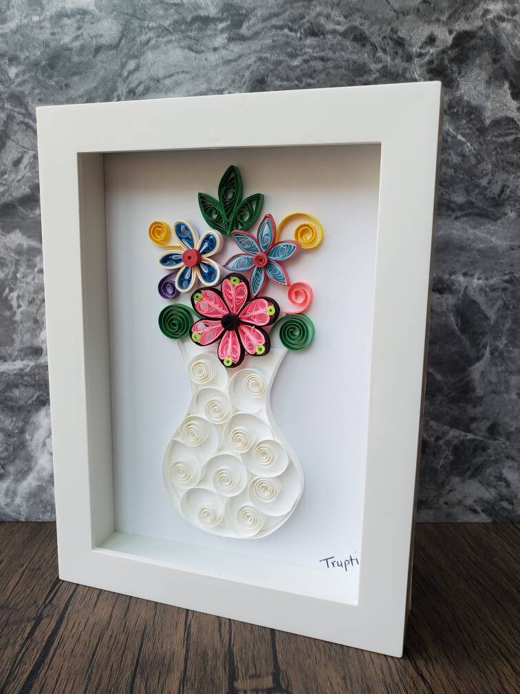 Paper Quilling Flower Vase