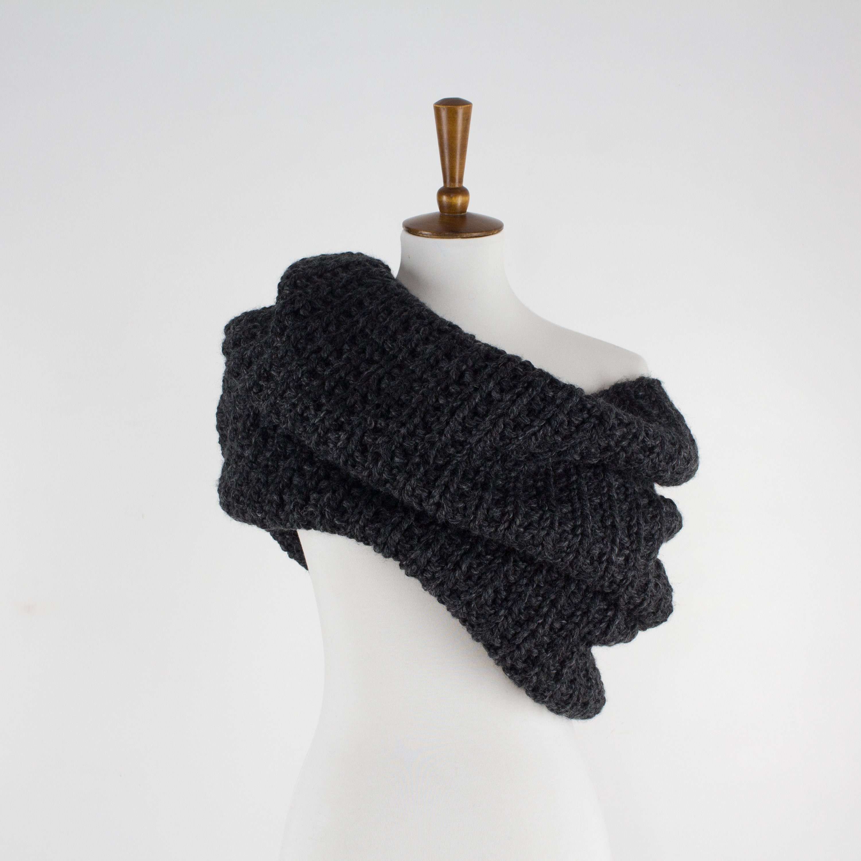 Oversized Cowl Knitting Pattern, Super Bulky Cowl, Super Squishy ...
