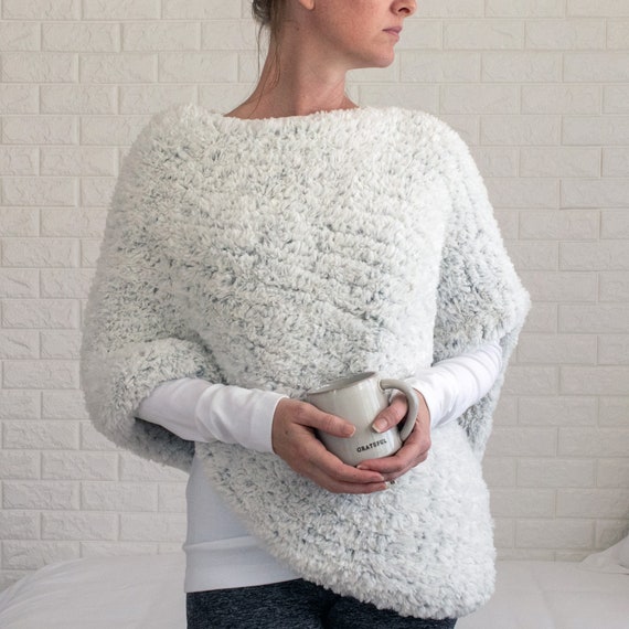Poncho Knitting Pattern Chunky Knit Poncho Modern Poncho - Etsy