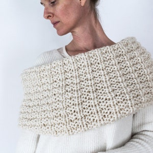 Unity Knitting Pattern Infinity Scarf Beginner Knit Cowl Brome Fields - Etsy