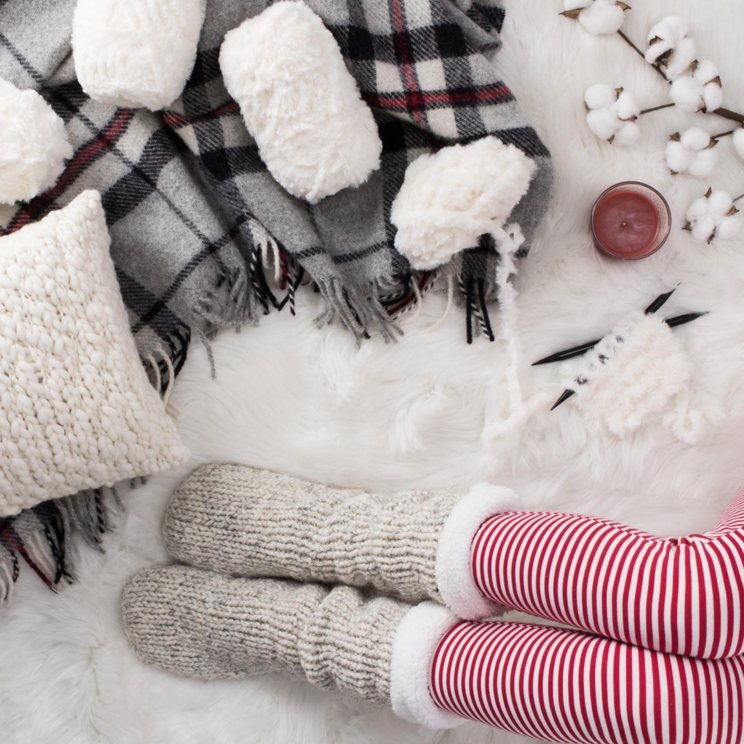 Sock KNITTING PATTERN, Chunky Knit Tube Sock Pattern, Cozy Cabin Sock ...