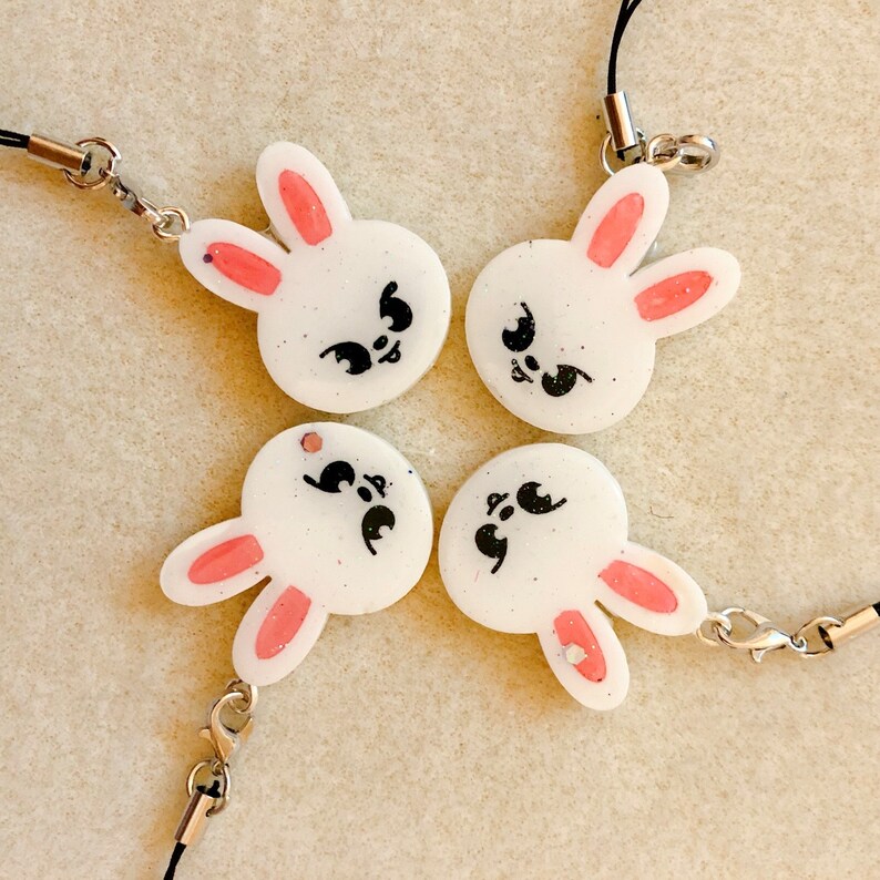 Skzoo Phone Straps, Stray Kids Mascot, Puppy, Rabbit, Pig Rabbit, Wolf ...