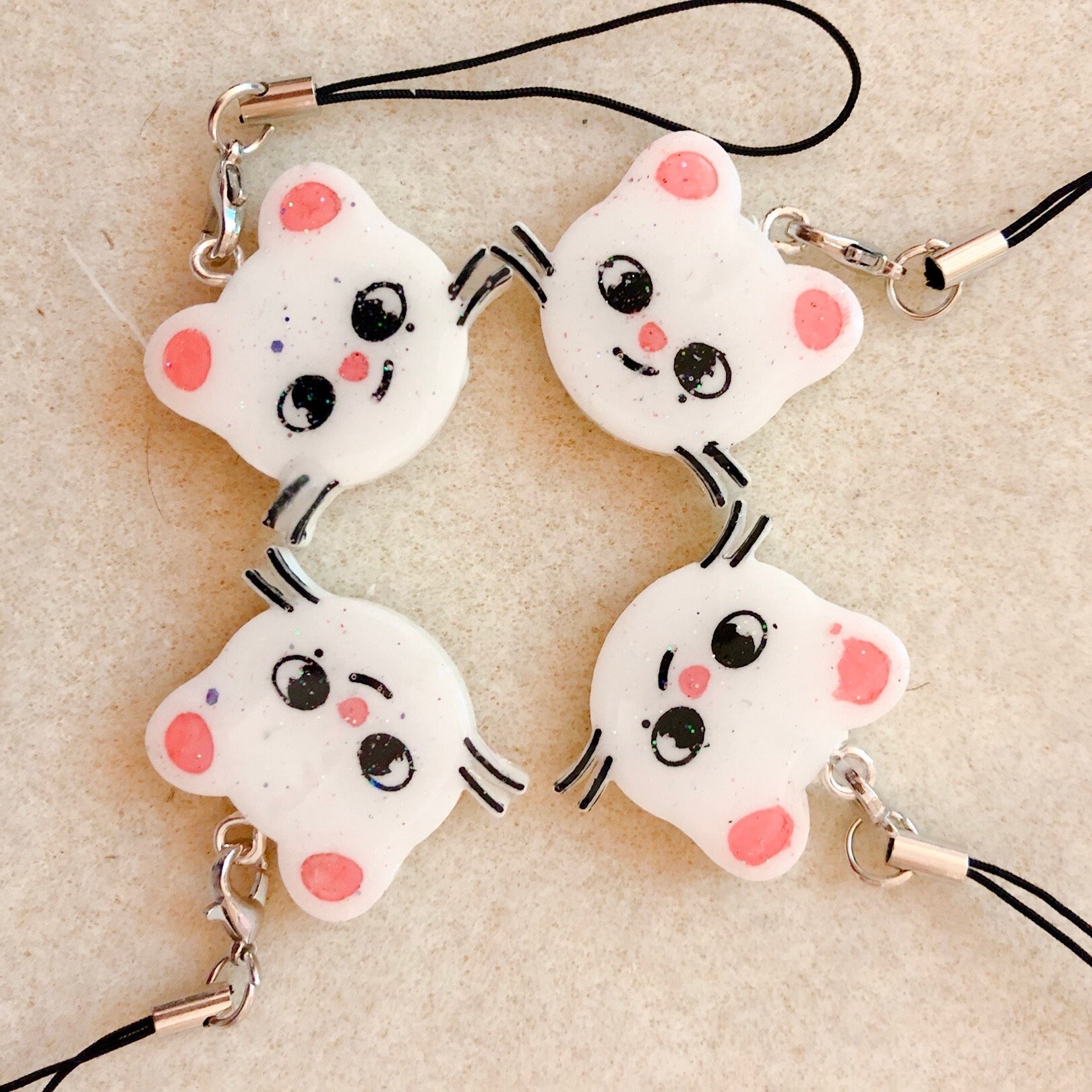 Skzoo Phone Straps, Stray Kids Mascot, Puppy, Rabbit, Pig Rabbit, Wolf ...