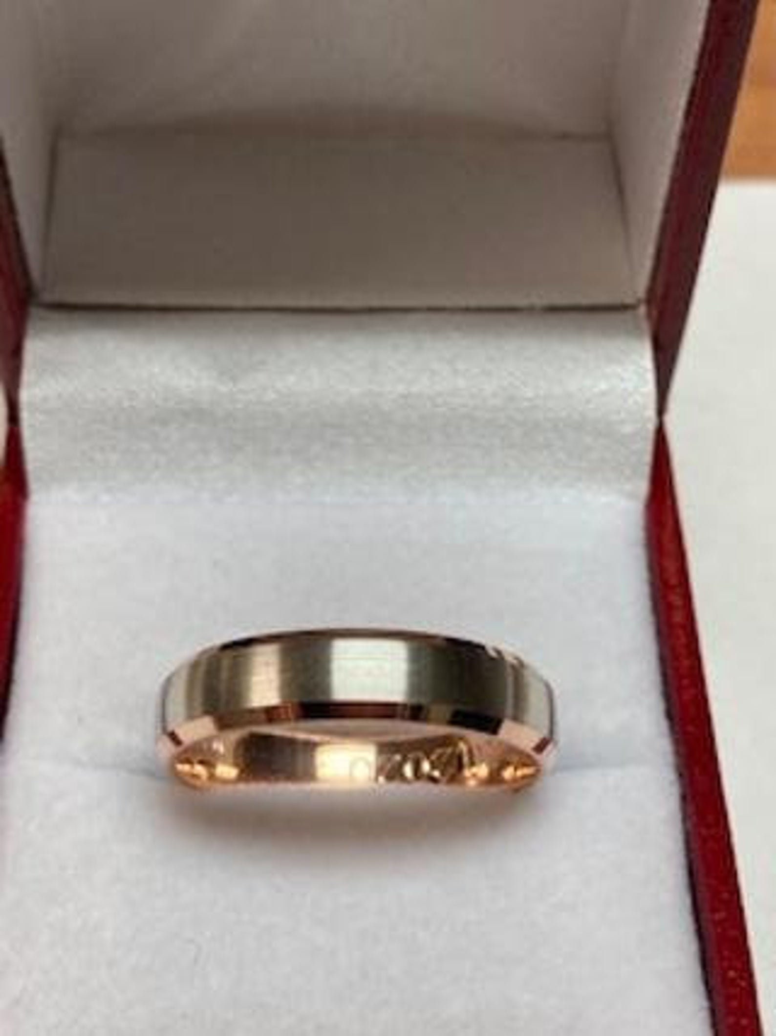 Platinum and rose gold wedding band store