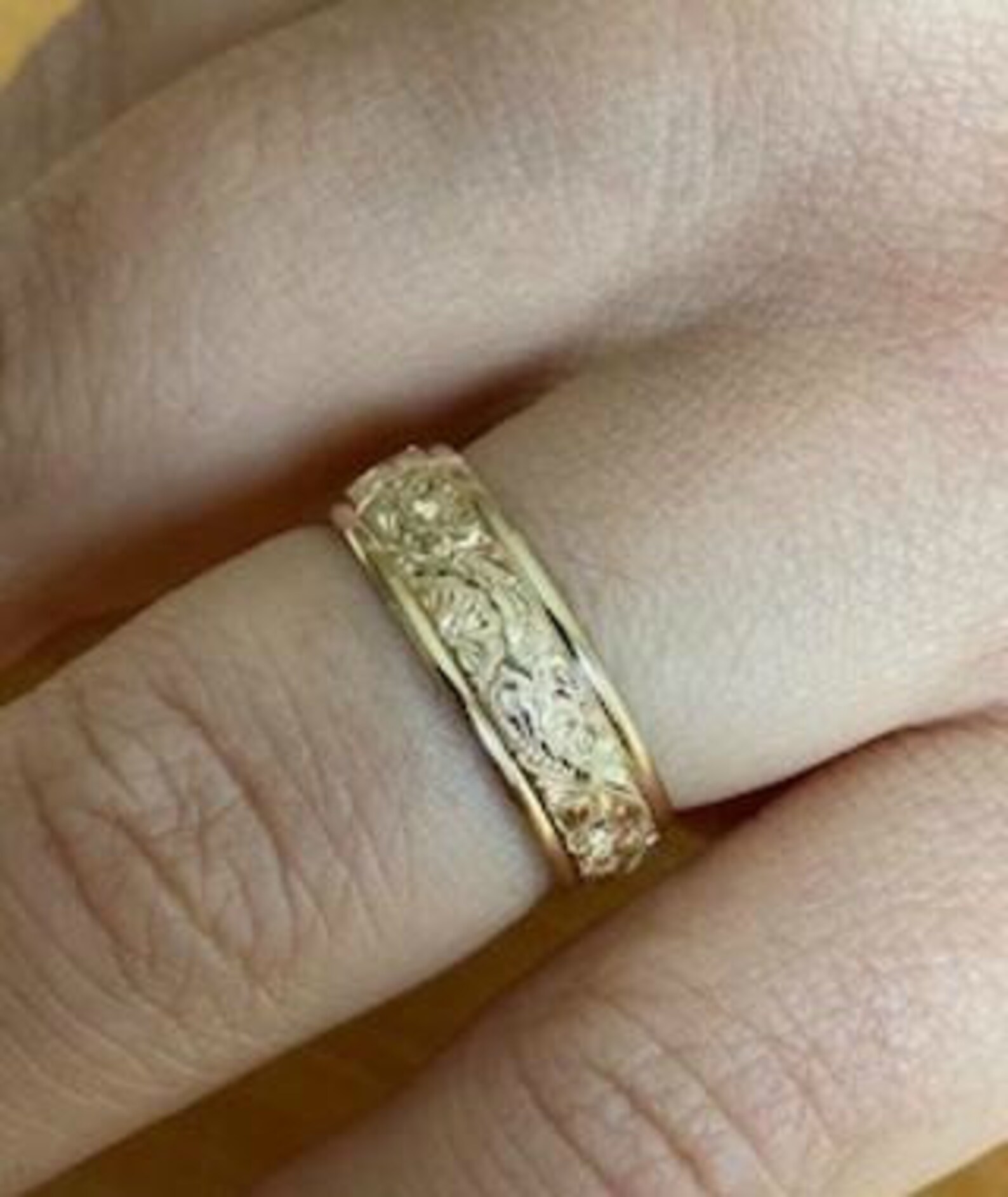 6mm 10K 14K 18K Solid Yellow Gold Hand Engraved Mens Wedding - Etsy