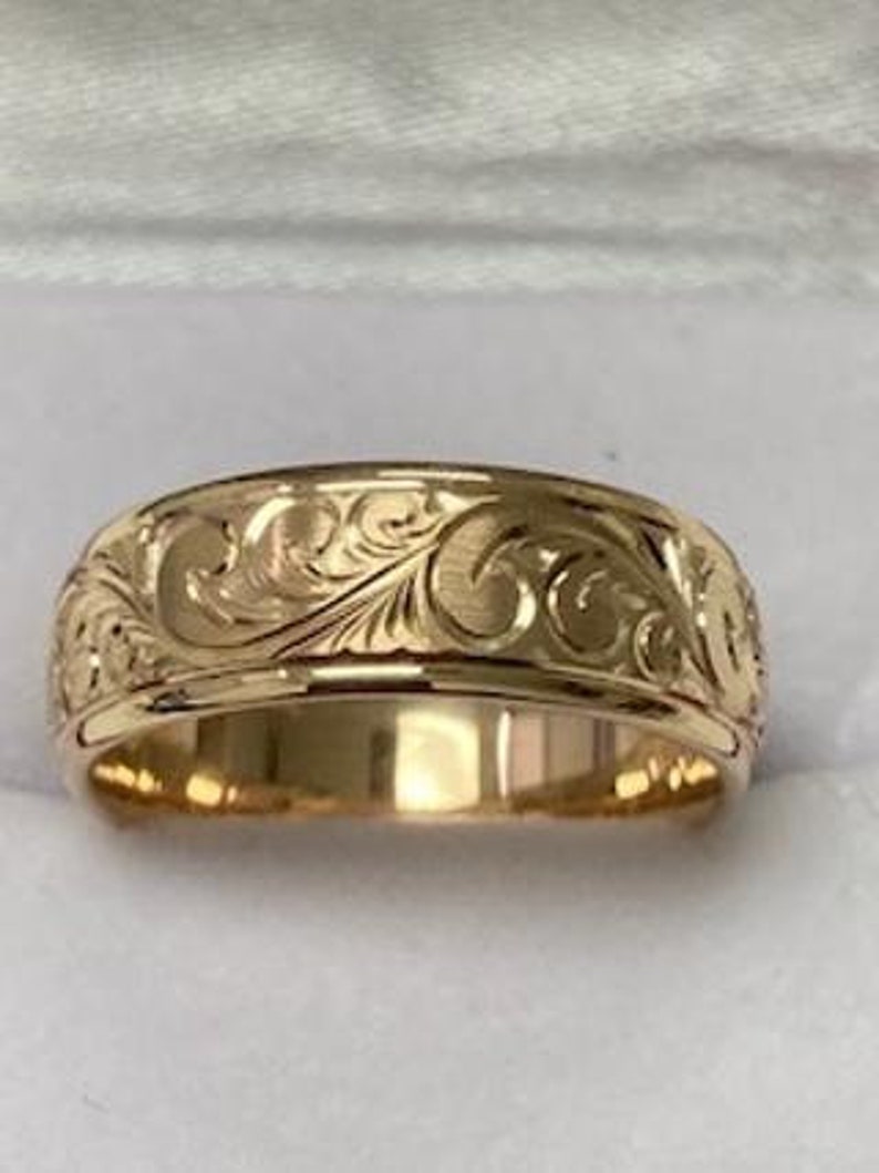 Hand Engraved Mens Wedding Band Hand Engraved Mens Wedding - Etsy