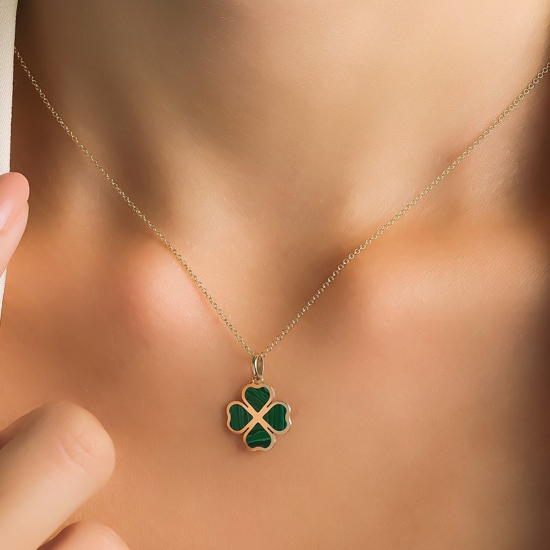 Clover Necklace - Etsy