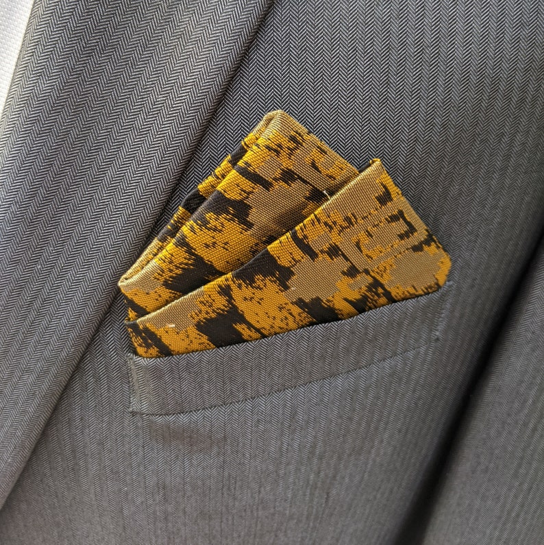 Gold Pocket Square Folded / Pocket Square / Gold-black Pocket | Etsy