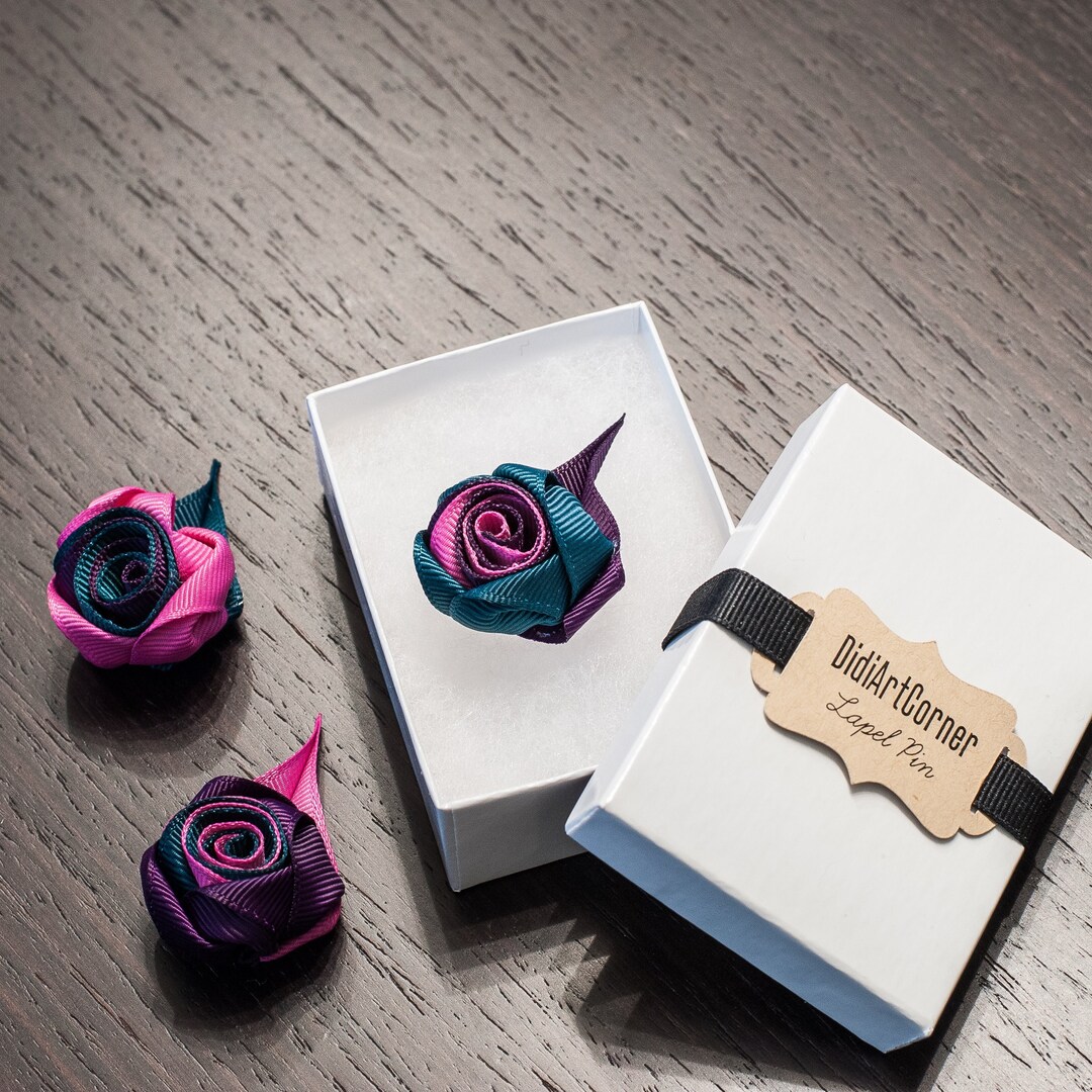 Kanzashi Flower Lapel Pin: Volta Rose Style - Etsy