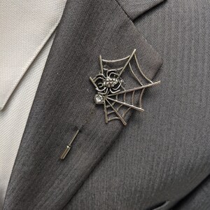 3D Spider Web Lapel Pin: Halloween Stick Pin - Etsy