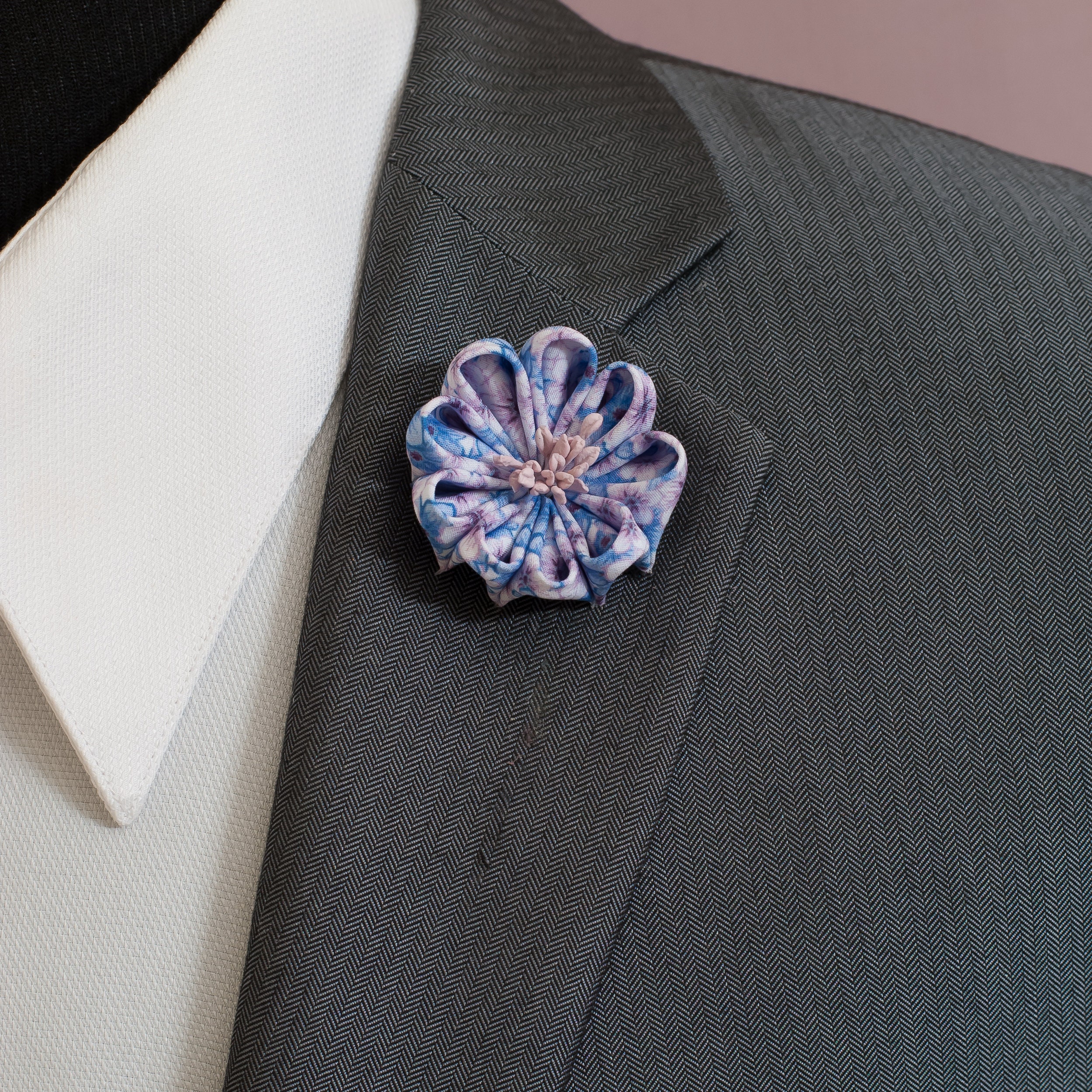 Lavender and Blue Lapel Flower Pin / Wedding Boutonniere / | Etsy