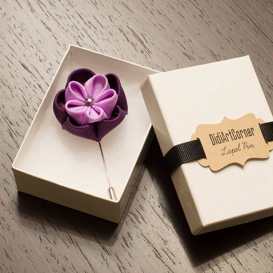 Two Tone Clover Lapel Pin, Wedding Boutonniere, Lapel Pin Men, Flower ...