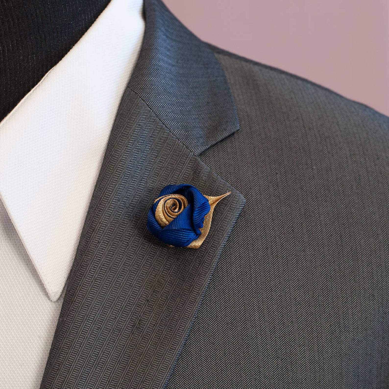 Rose Lapel Pin / Rose Boutonniere / Lapel Pin Flower / | Etsy