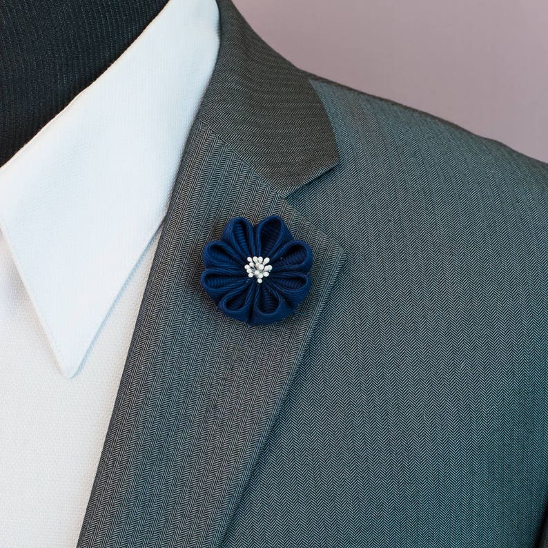 Navy Blue Flower Lapel Pin / Wedding Boutonniere / Buttonhole - Etsy