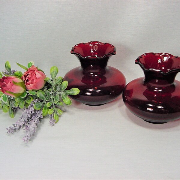 Ruby Red Vase - Etsy