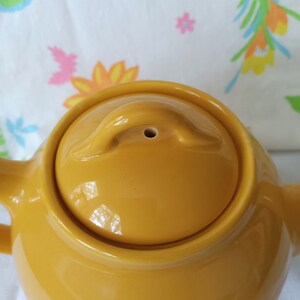 Lipton's Tea Mustard Yellow Teapot 28 Oz Vintage Home - Etsy