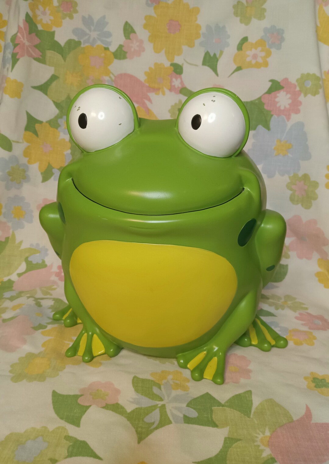Huge Frog Planter or Trash Can, Resin, Vintage Home Decor - Etsy