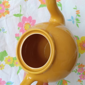 Lipton's Tea Mustard Yellow Teapot 28 Oz Vintage Home - Etsy