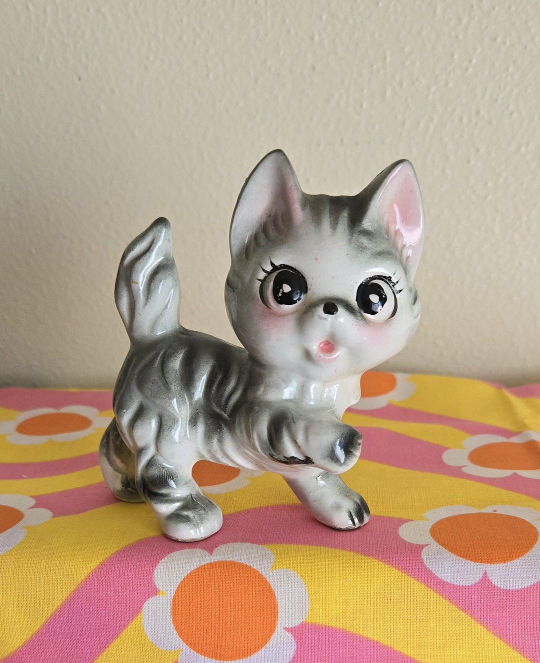 Kitsch Cute Cat Figurine, Vintage Home Decor, Gray Kitten - Etsy