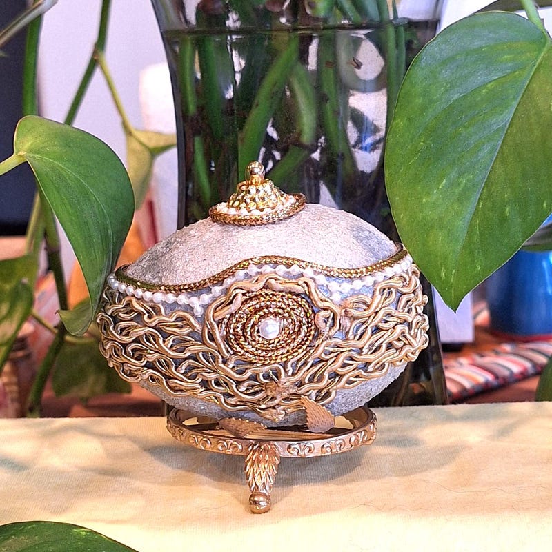 Hinged Egg Jewelry Box - Etsy