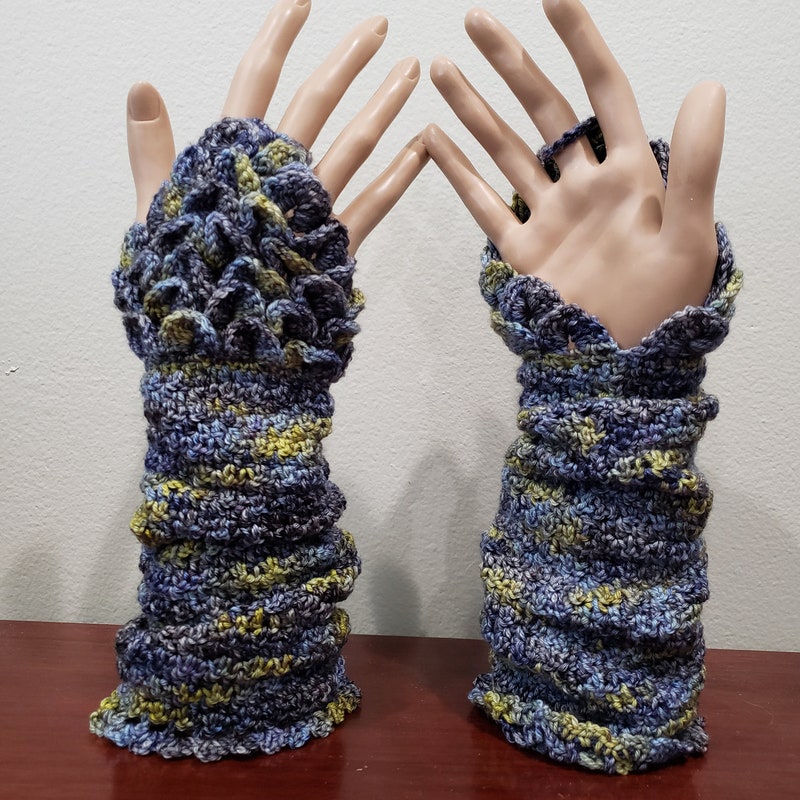 Gauntlet Pattern - Etsy