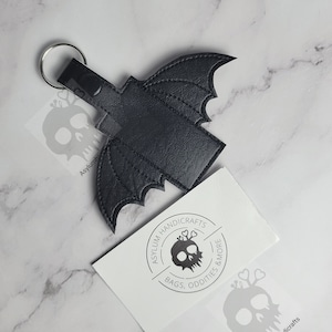 Batty Lipbalm Case Gothic Accessories Alternative Keychain Keyfob Halloween Trinket Goth Bats ...