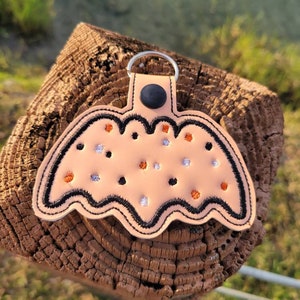 Change in the Sun Spooky Horror Goth Accessories Animal Cookie Shaped Keychains UV Reactive Bats ...