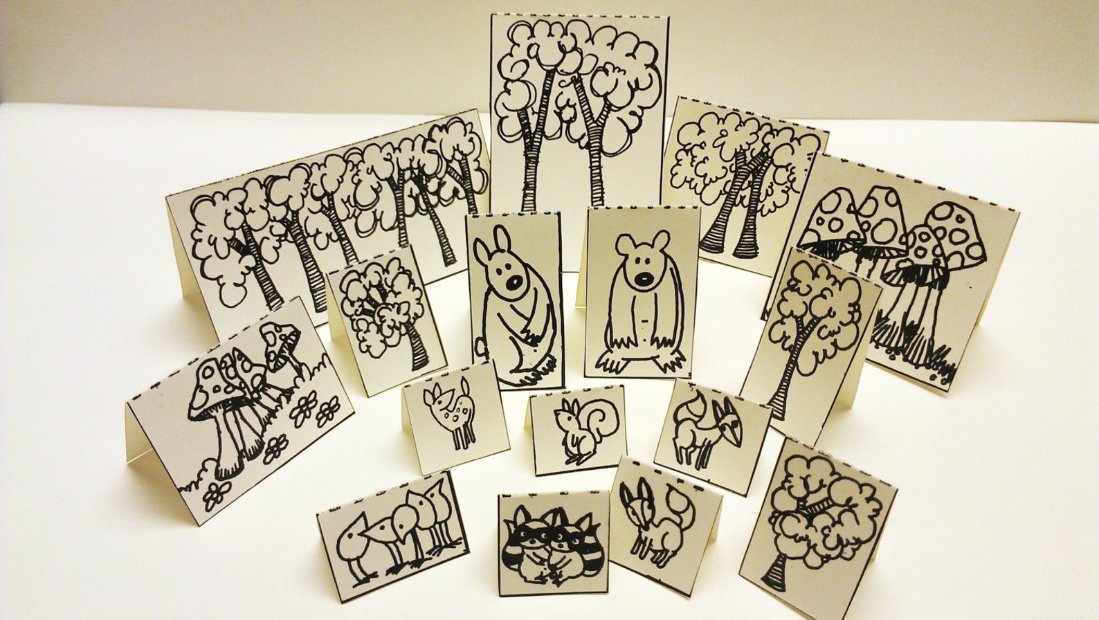 Woodland Animal Paper Forest, Paper Trees, Fox, Bears, Squirrel, Deer ...