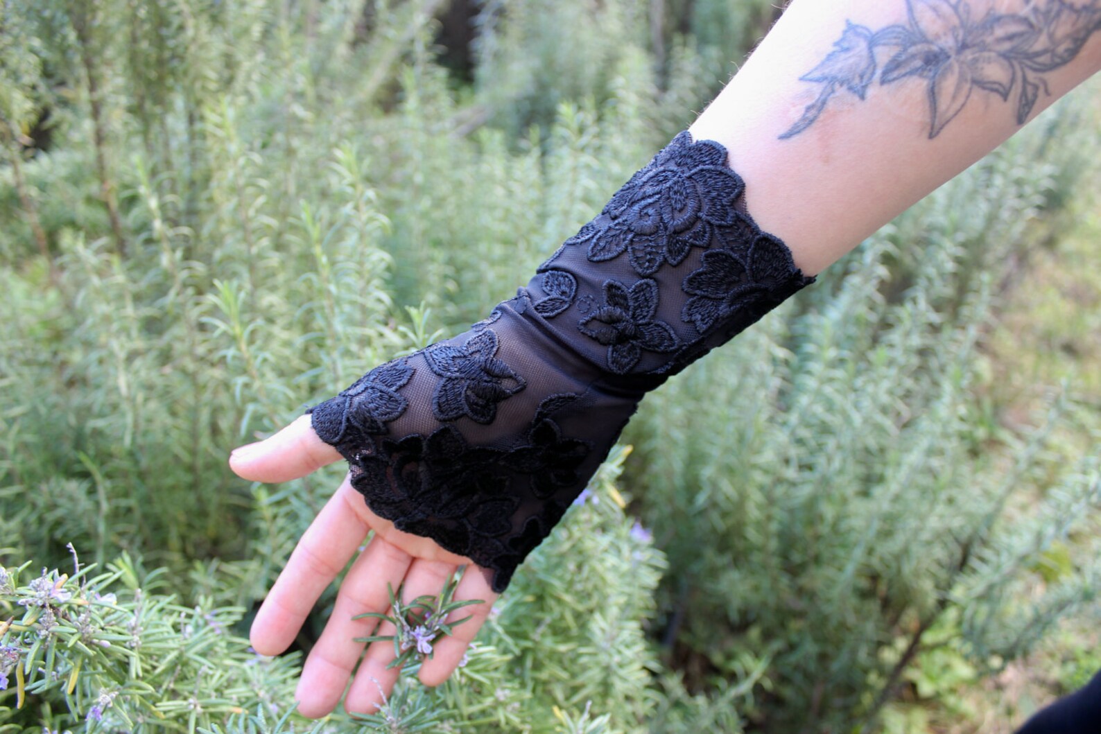 Black Lace Gloves Black Gloves Black Embroidered Gloves | Etsy