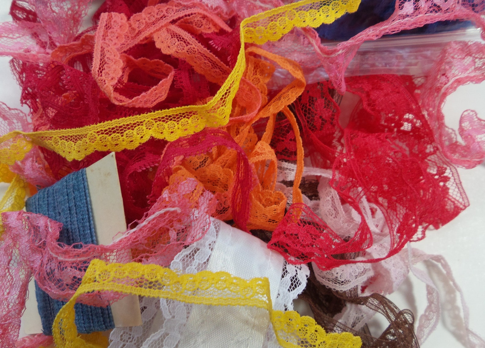 10 Yards of Assorted Lace Lace by the Yard Lace Scrap Grab | Etsy