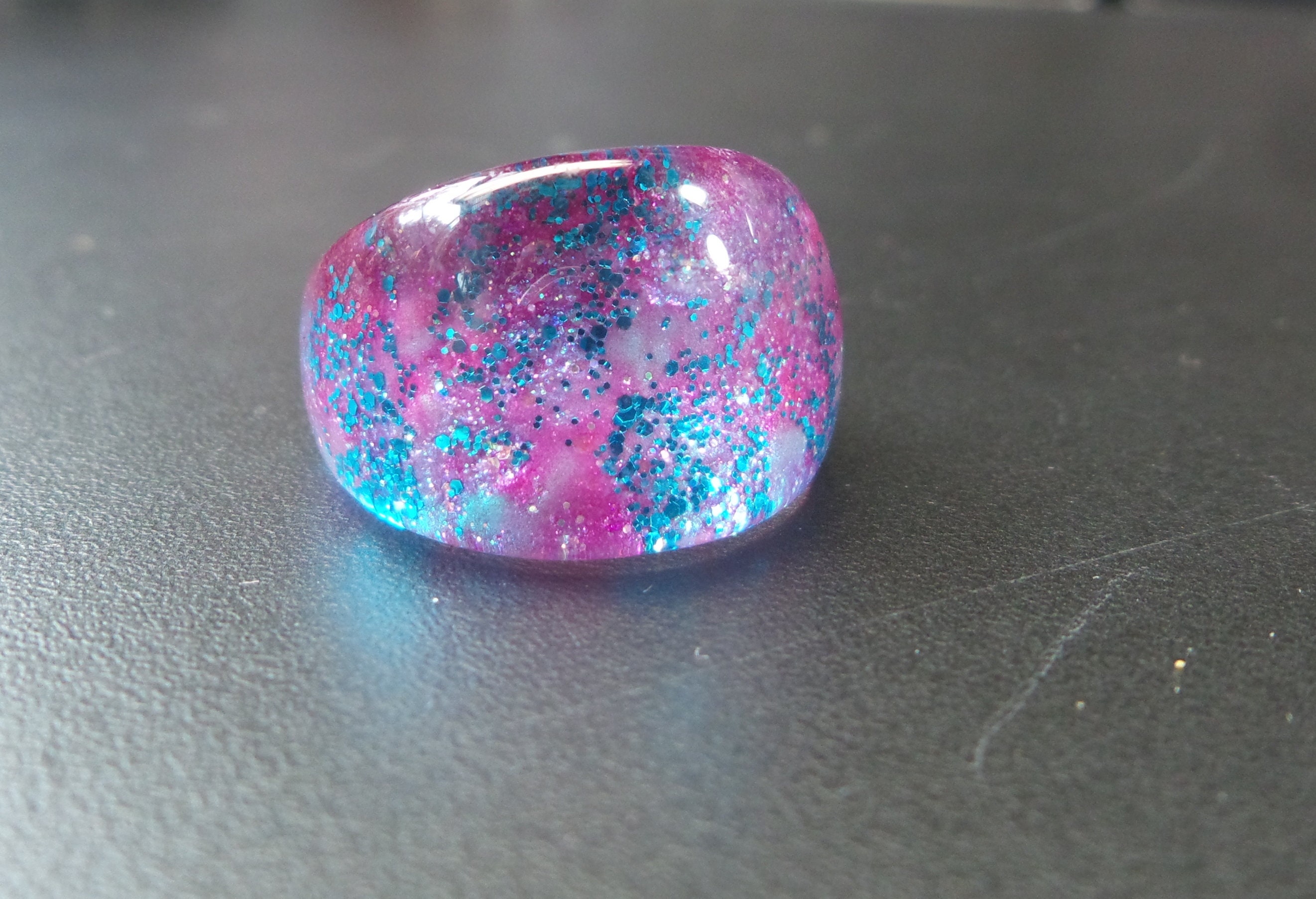 Lucite Rings, Hand Painted Lucite Ring Size 4.5, Glitter Galaxy Rings ...