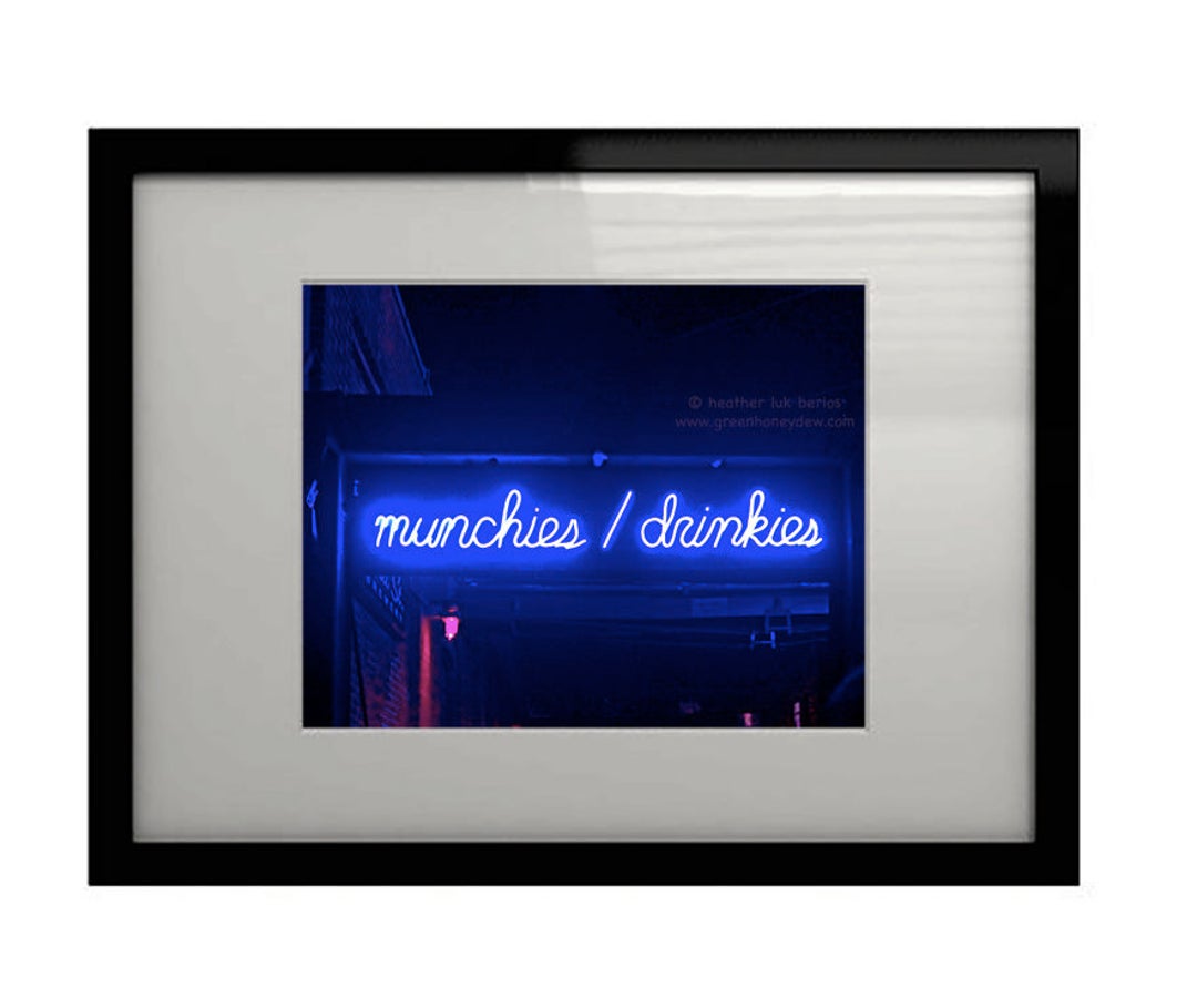 Photography - Neon Sign Art - Munchies Drinkies Bar Sign Wall Decor ...