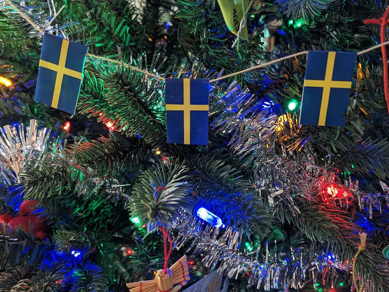 DIY Printable Swedish Flag Dala Horses Small Cupcake Toppers Appetizer ...
