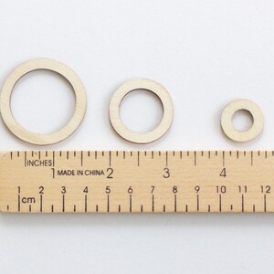 Flat Wood Rings- MULTIPLE SIZES- Unfinished Natural Round Wooden Circle ...