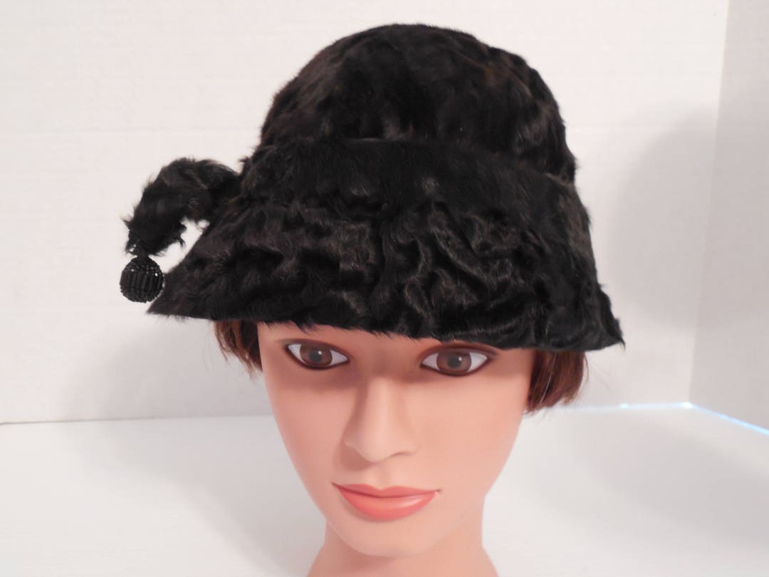 Vintage Black Broadtail Fur Cloche Hat by Vincent De Koven Black ...