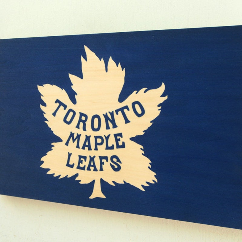 Maple Leaf Plaque - Etsy