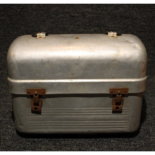 Vintage Aluminum Lunch Box - Etsy