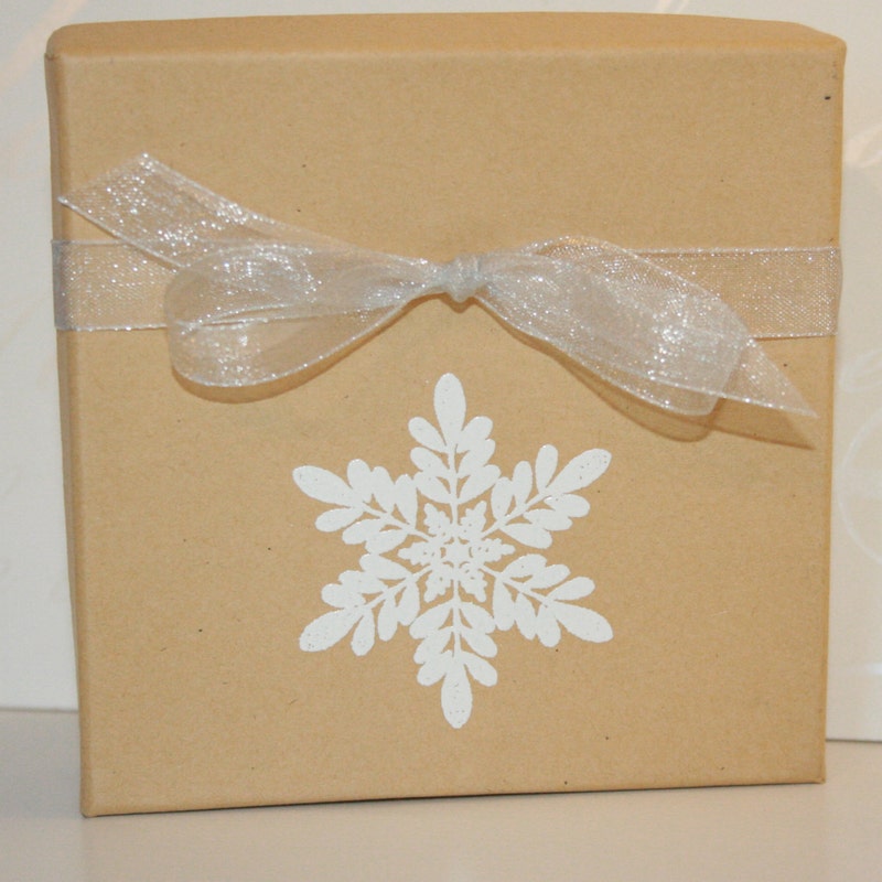 Snowflake Gift Box - 60+ Gift Ideas for 2025