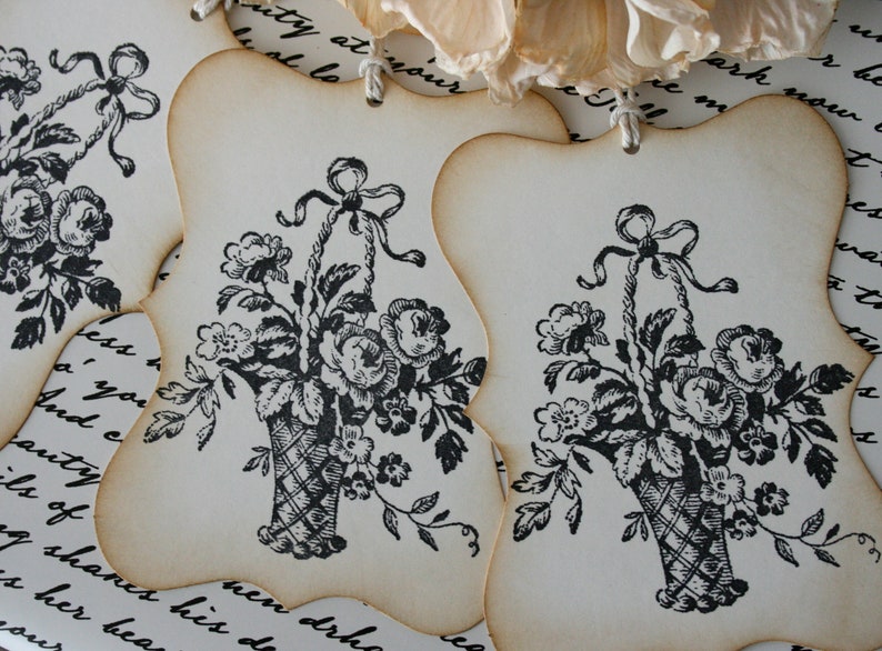 Large Shabby Chic Tags // Cottage Style Gift Tags // Flower - Etsy