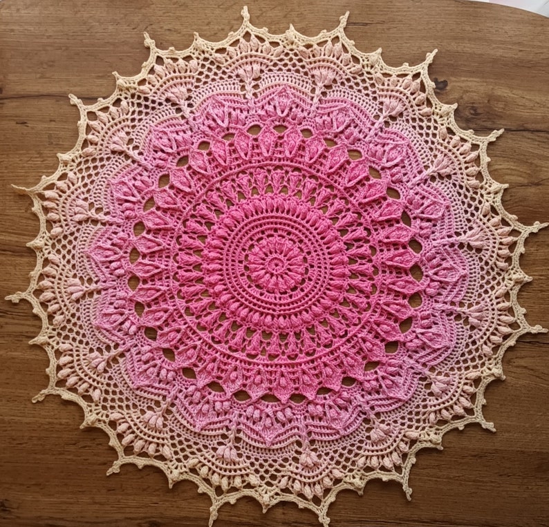 Textured Doily 3D Centrepiece Pink Crocheted Doily Handmade Round Table ...