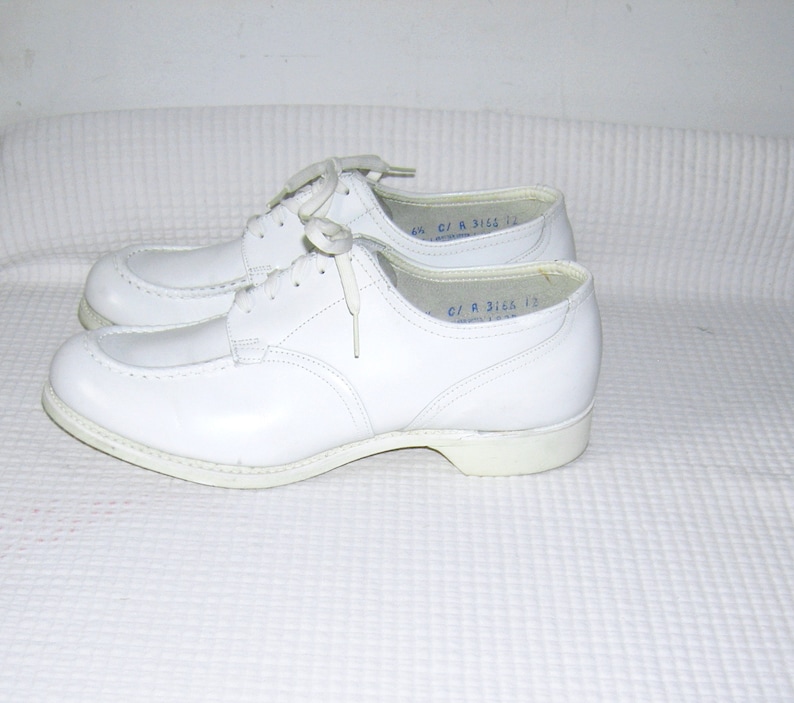 Vintage 1940s Nurses Shoe the Clinic Shoe Nursing White Leather Nurse ...