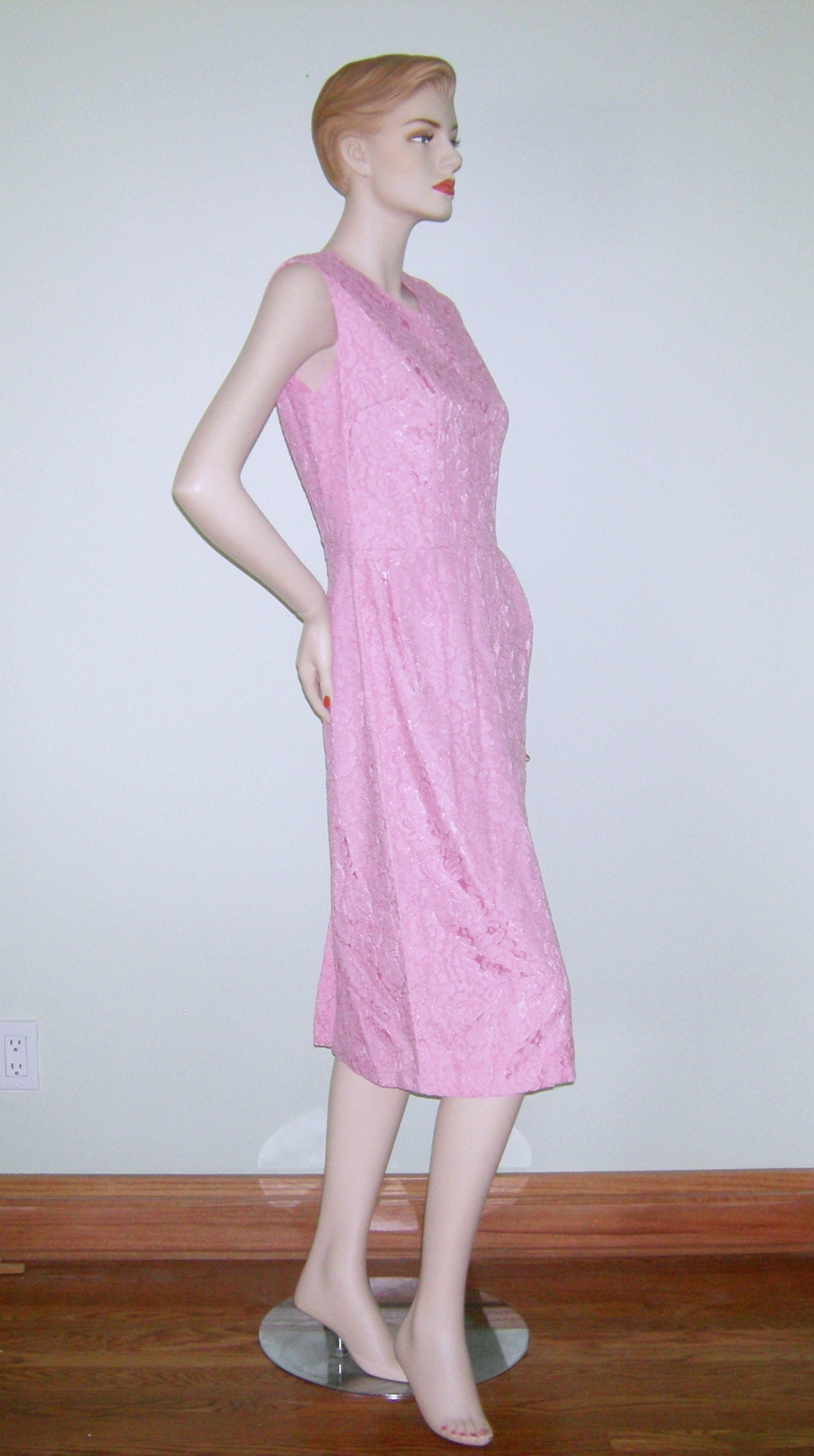 Vintage 1950s 1960s Pink Lace Hollywood Starlet Mod Hourglass Bombshell ...