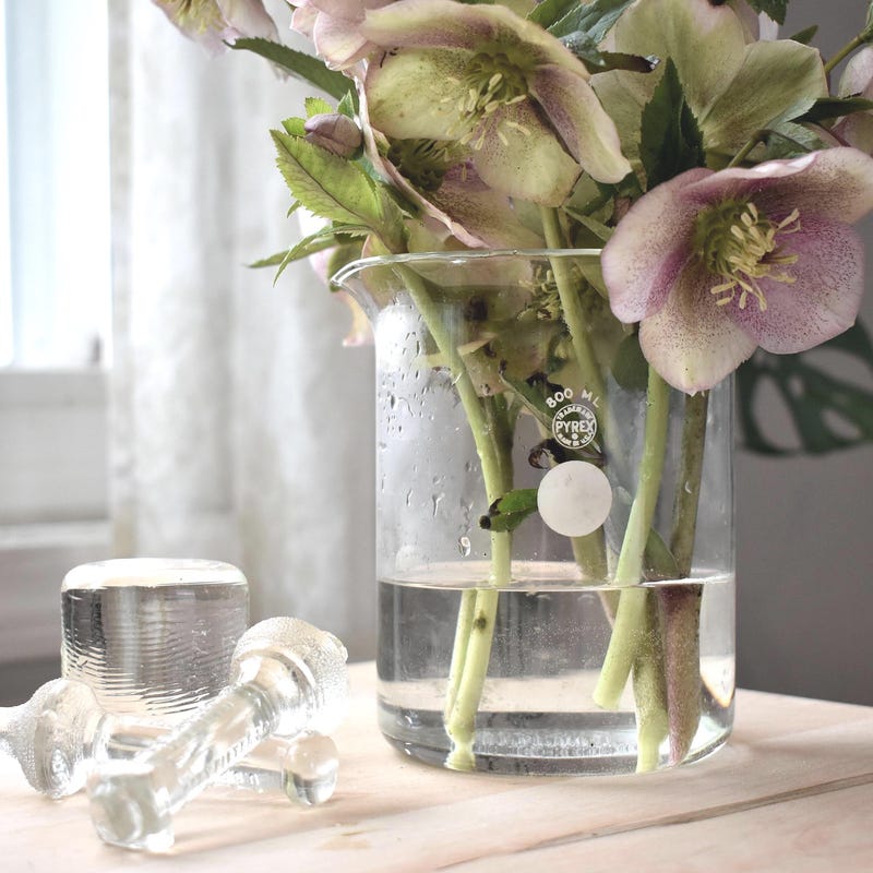 Beaker Vase - Etsy