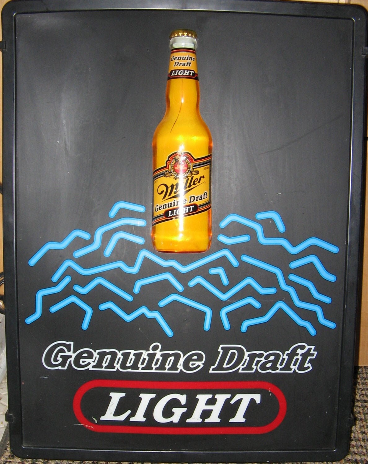 Botella iluminada 3D Efecto neón MillerGenuineDraftBeer ManCaveBar ...