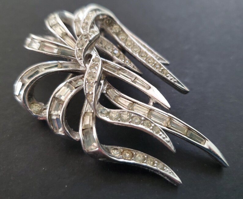 Marcelboucherrhinestonepin Boucherbrooch Waterfallrhinestoneboucherpin ...