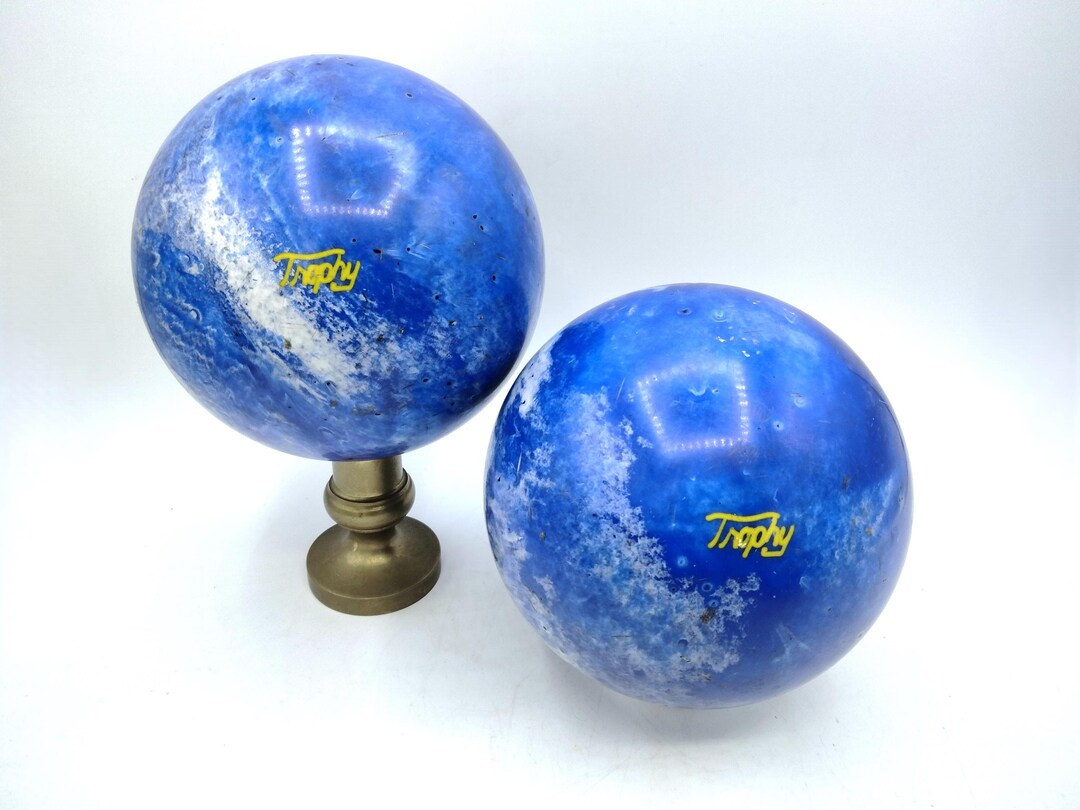 PAIR Trophy Duckpin Bowling Balls, Vintage Blue White Marbled ...